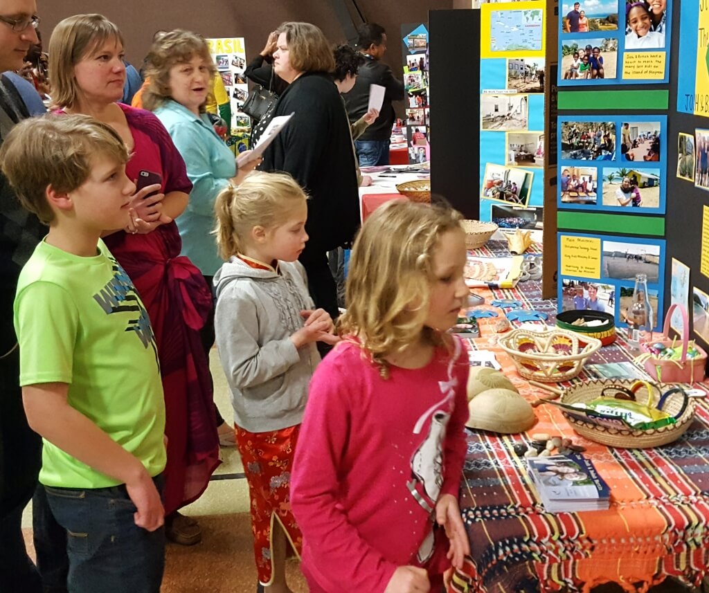 Displays 2 - DOVE USA